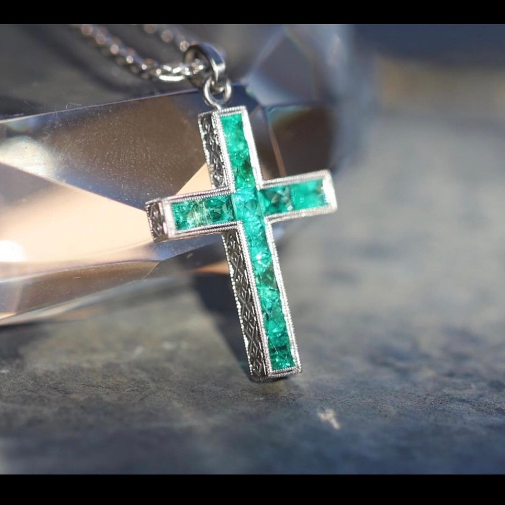 14k White Gold & Emerald Cross - Gem